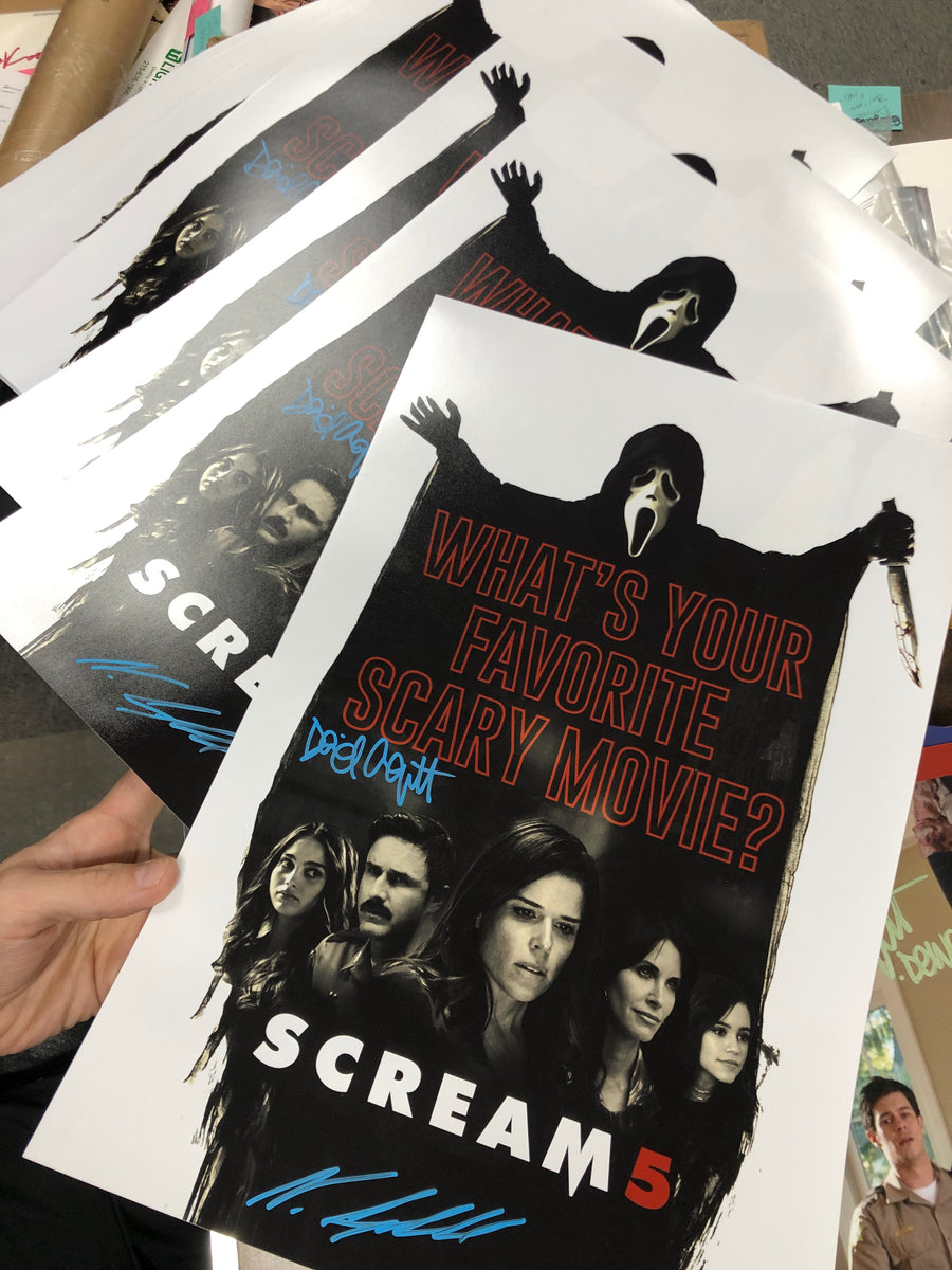 Scream 5 dual 12x18 Neve Campbell & David Arquette – Leeloo Multiprops, LLC