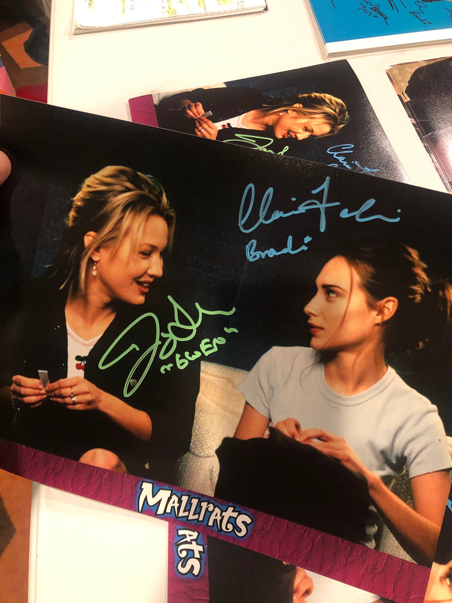 Mallrats’ dual 11x14 Claire & Joey – Leeloo Multiprops, LLC