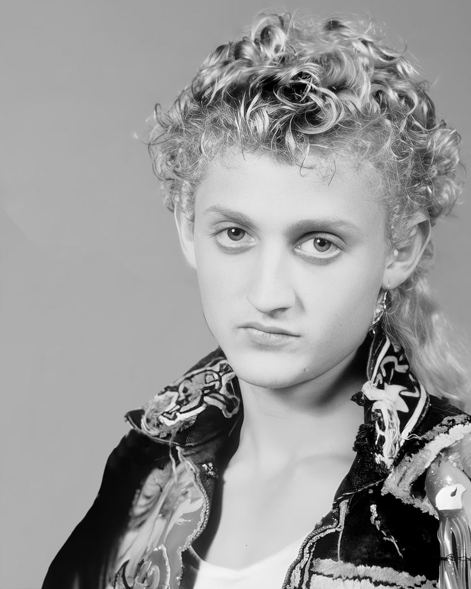 Alex Winter 8x10 signed 'Marko' The Lost Boys (B) – Leeloo Multiprops, LLC