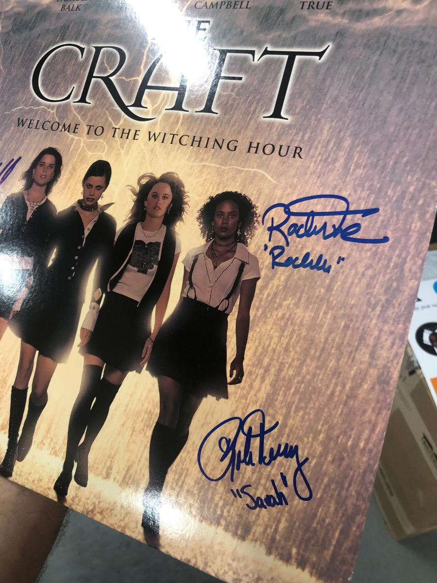 ‘The Craft’ cast signed laserdisc sleeve (no disc) – Leeloo Multiprops, LLC