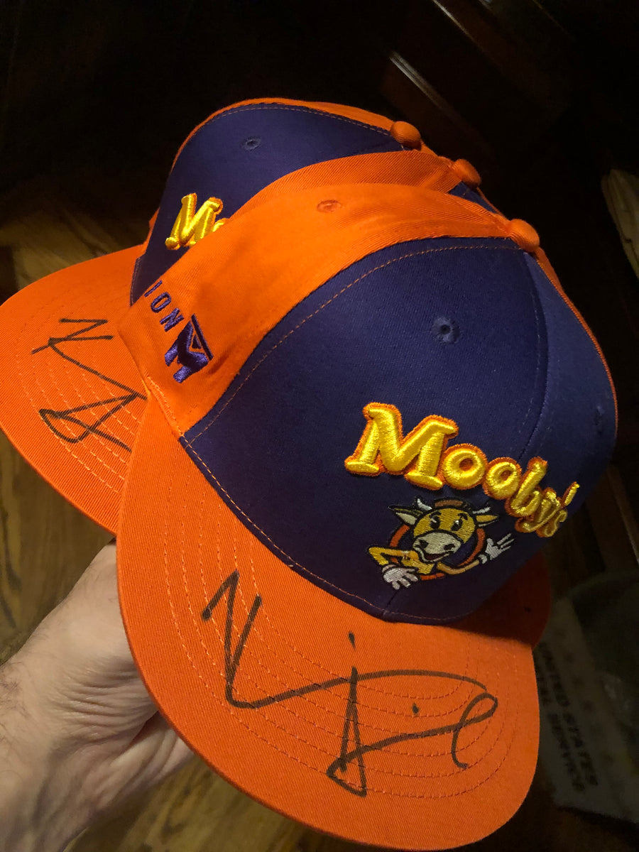 KEVIN SMITH - Mooby's Orange Baseball Cap – Leeloo Multiprops, LLC