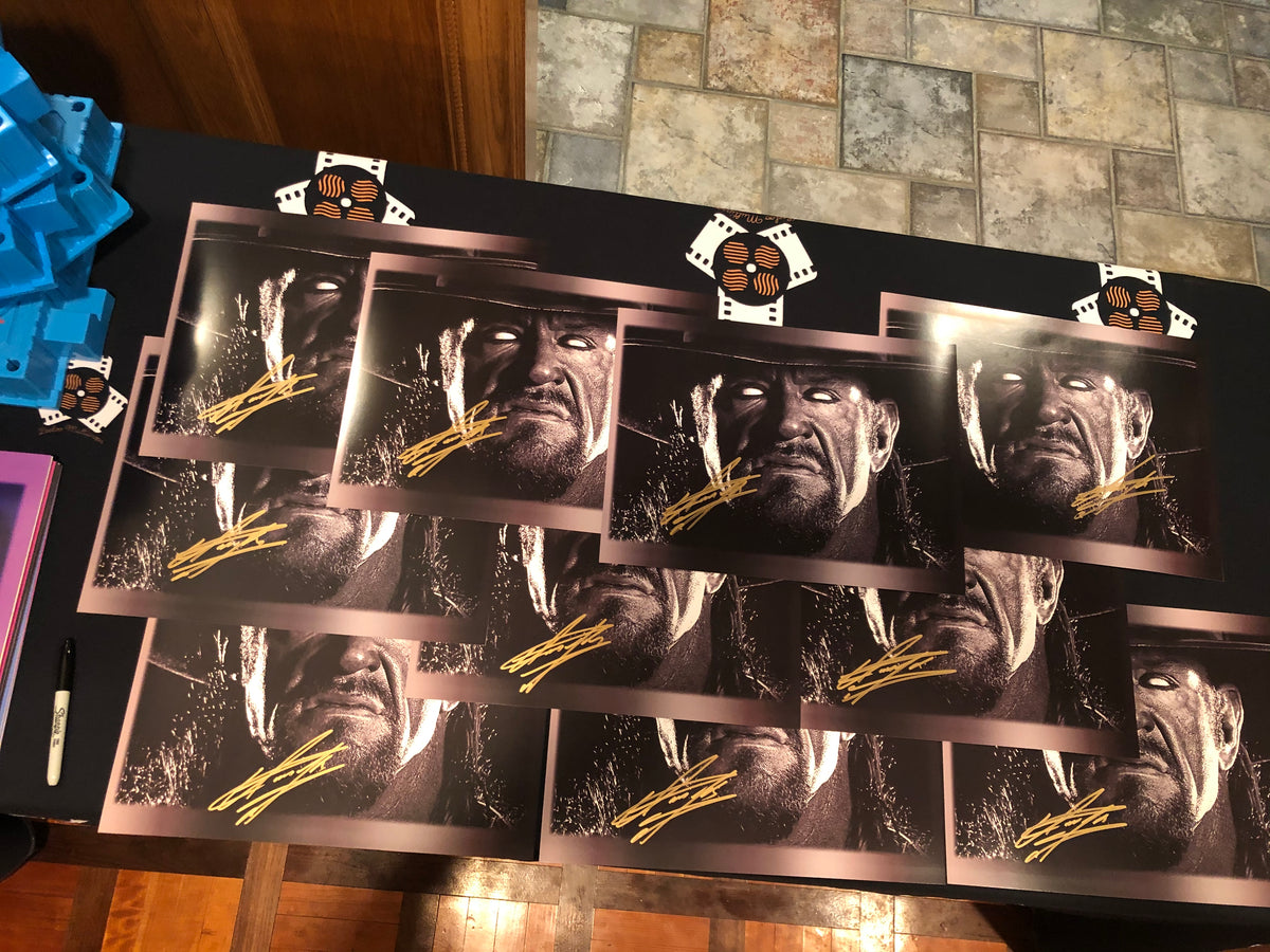 THE UNDERTAKER - 12x16 - Close Up Eyes Closed – Leeloo Multiprops, LLC